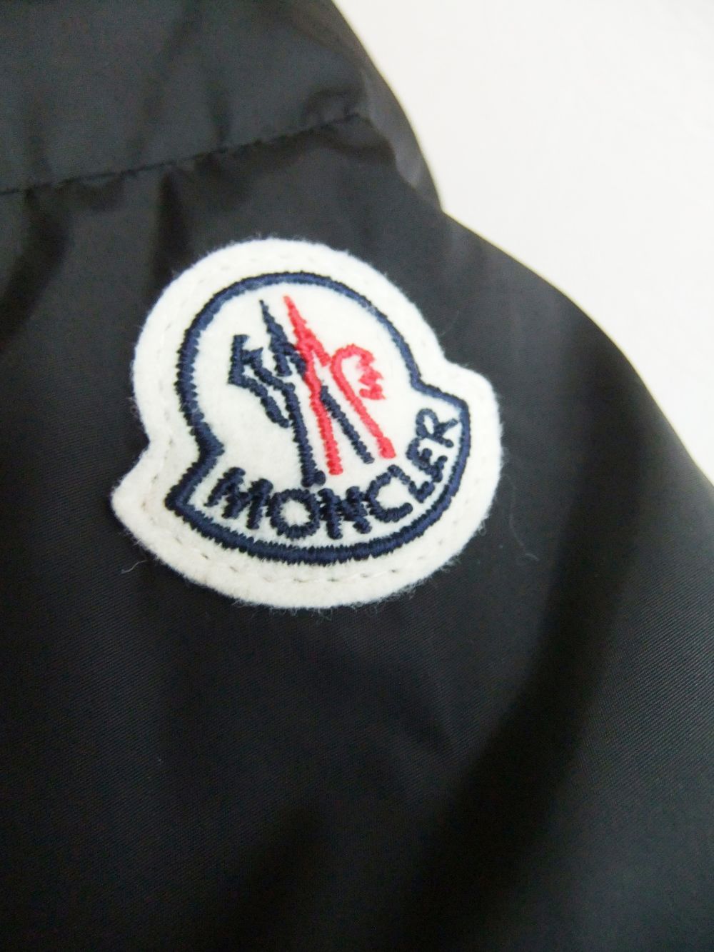 MONCLER - 【LADIES】 BOUCAGE GIUBBOTTO ナイロン ダウン MONCLER - 【LADIES】 BOUCAGE GIUBBOTTO ナイロン ダウン