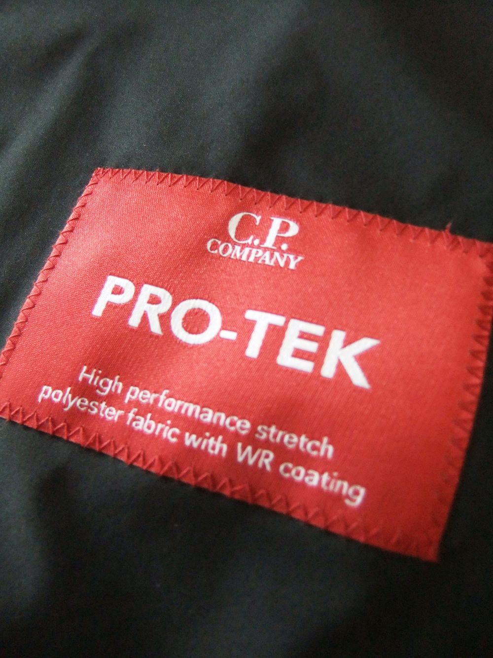 C.P. COMPANY - PRO-TEK HOODED JACKET ジップアップ ブルゾン C.P. COMPANY - PRO-TEK HOODED JACKET ジップアップ ブルゾン