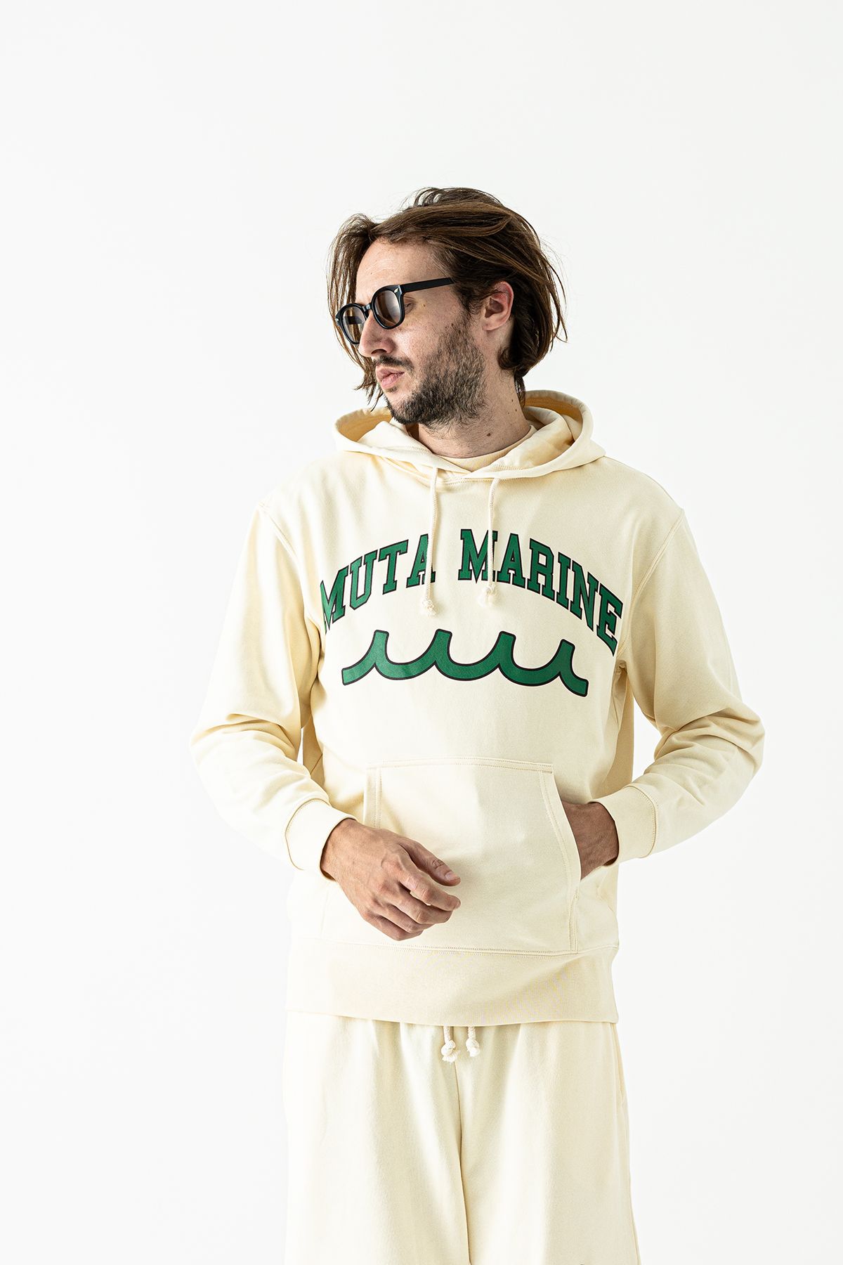 muta - muta College Logo Hooded Sweatshirt / バーガンディー 【Acanthus×muta ...