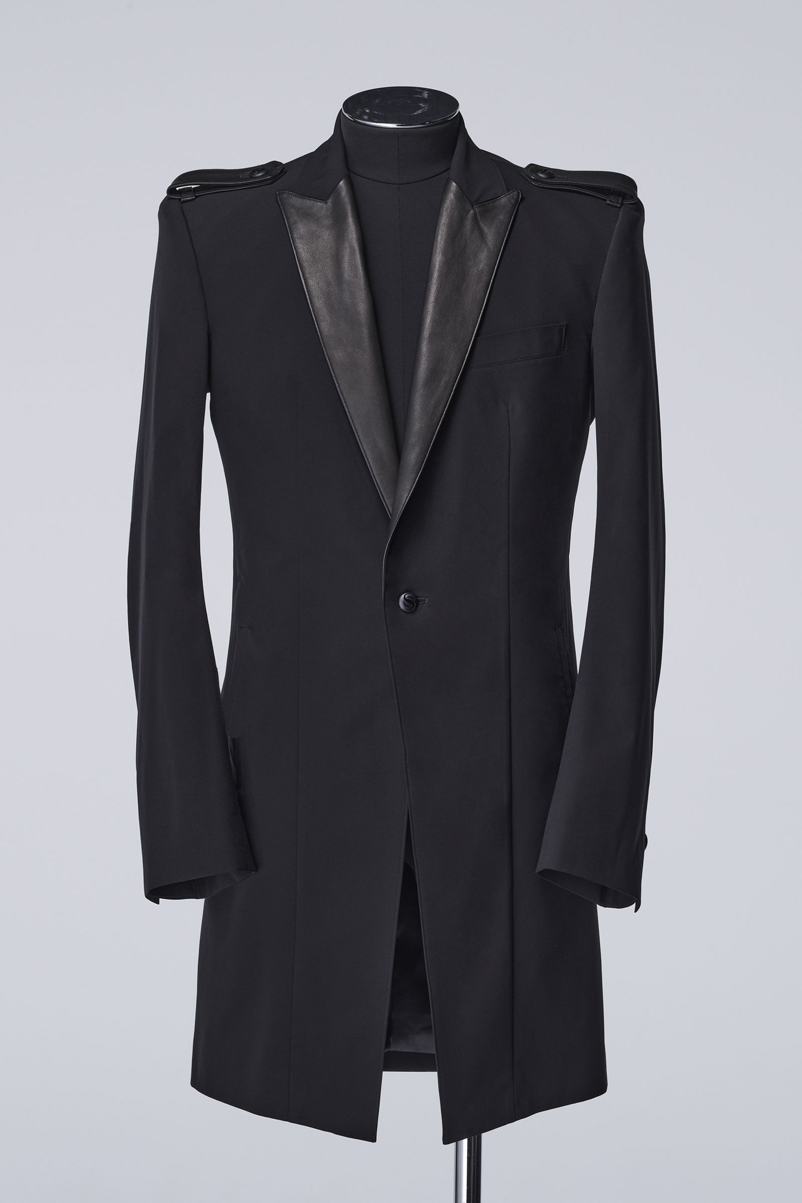 THE ONENESS - 2022-23 AUTUMN/WINTER | BRYAN THE ONENESS - 2022-23 AUTUMN/WINTER | BRYAN