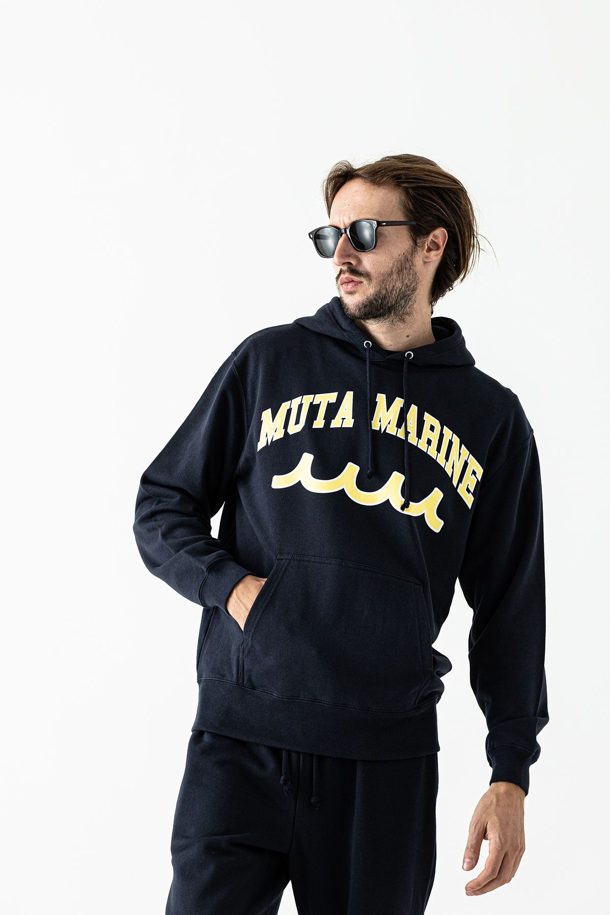 muta - muta College Logo Hooded Sweatshirt / バーガンディー 【Acanthus×muta ...
