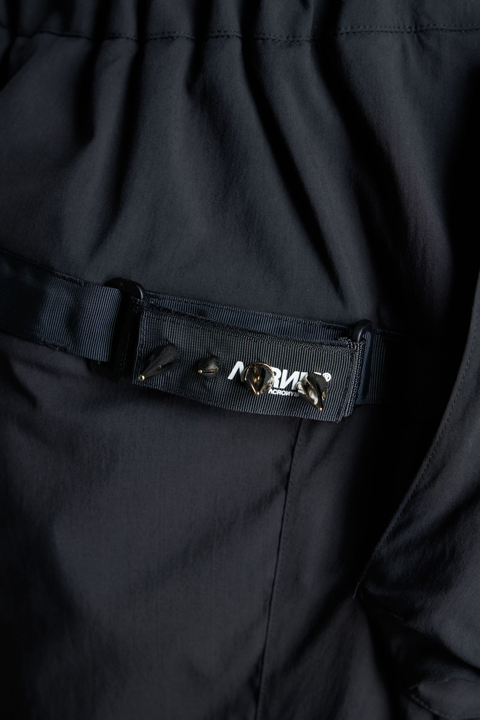 ACRONYM - SP56A-M / NYLON STRETCH DOUBLE CARGO SHORT PANT ACRONYM - SP56A-M / NYLON STRETCH DOUBLE CARGO SHORT PANT
