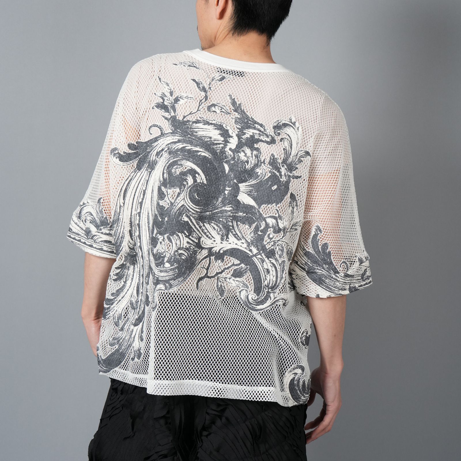 TAAKK - MESH T-SHIRTS / メッシュTシャツ (ホワイト) | Confidence TAAKK - MESH T-SHIRTS / メッシュTシャツ (ホワイト) | Confidence