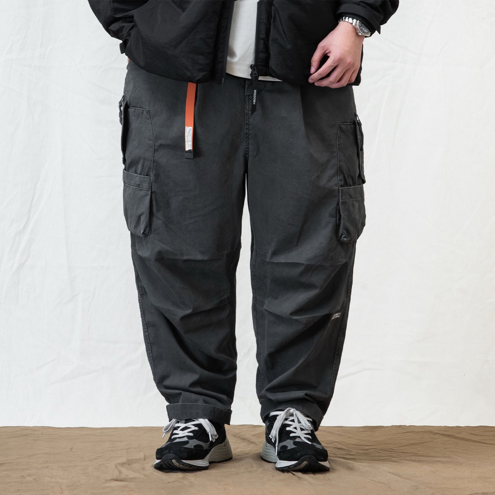 Persevere - 【ラスト1点 L 】unique pocket design tapered Persevere - 【ラスト1点 L 】unique pocket design tapered