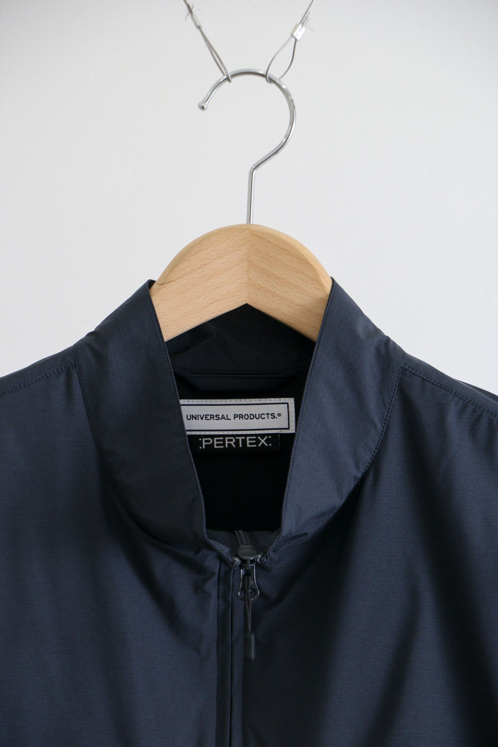 UNIVERSAL PRODUCTS - PARTEX EQUILIBRIUM PACKABLE VEST D.NAVY UNIVERSAL PRODUCTS - PARTEX EQUILIBRIUM PACKABLE VEST D.NAVY