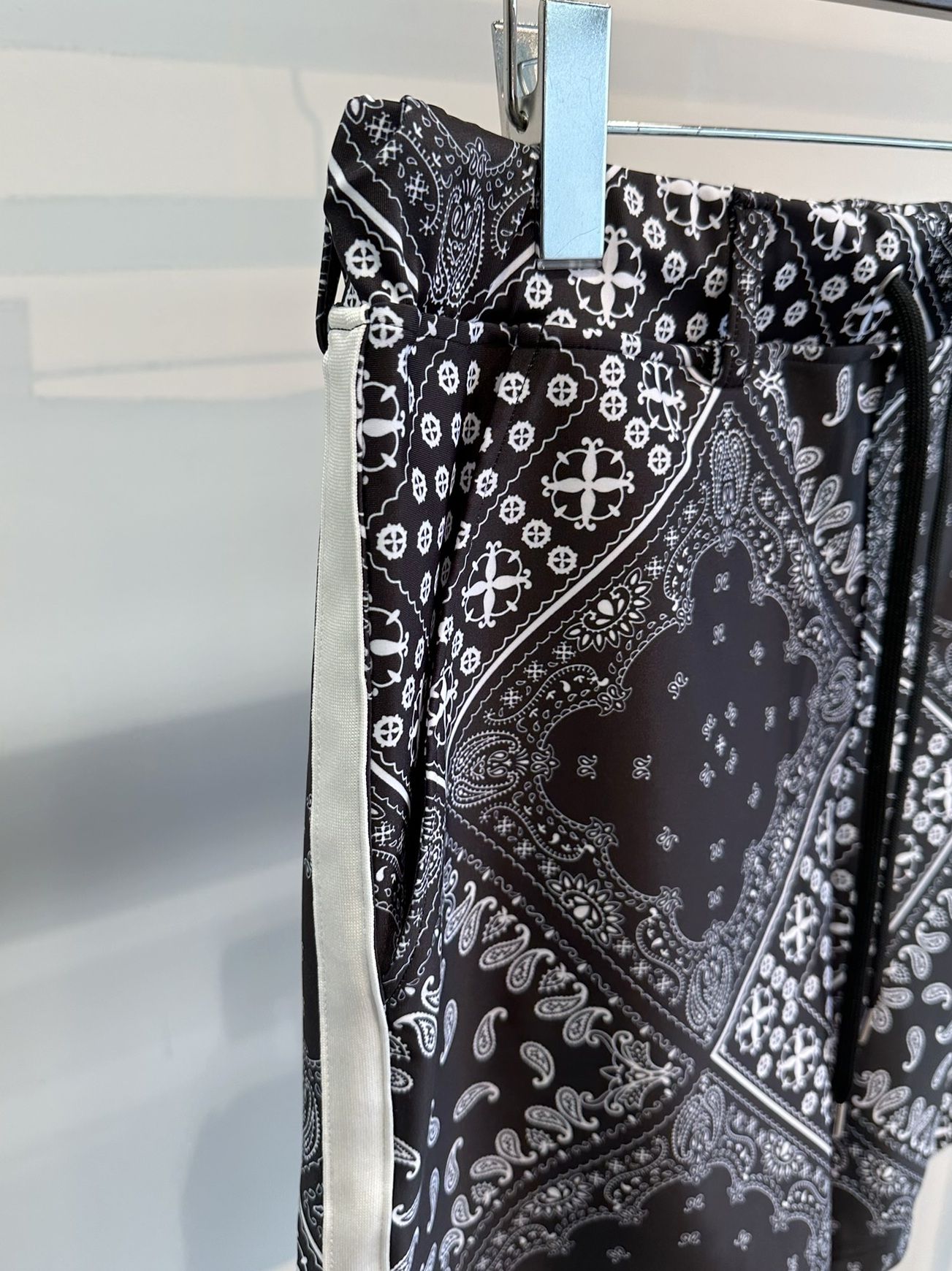 RESOUND CLOTHING - RUSH SHORTS / RC32-HP-002 / ラッシュガードショーツ / ペイントブラック ...