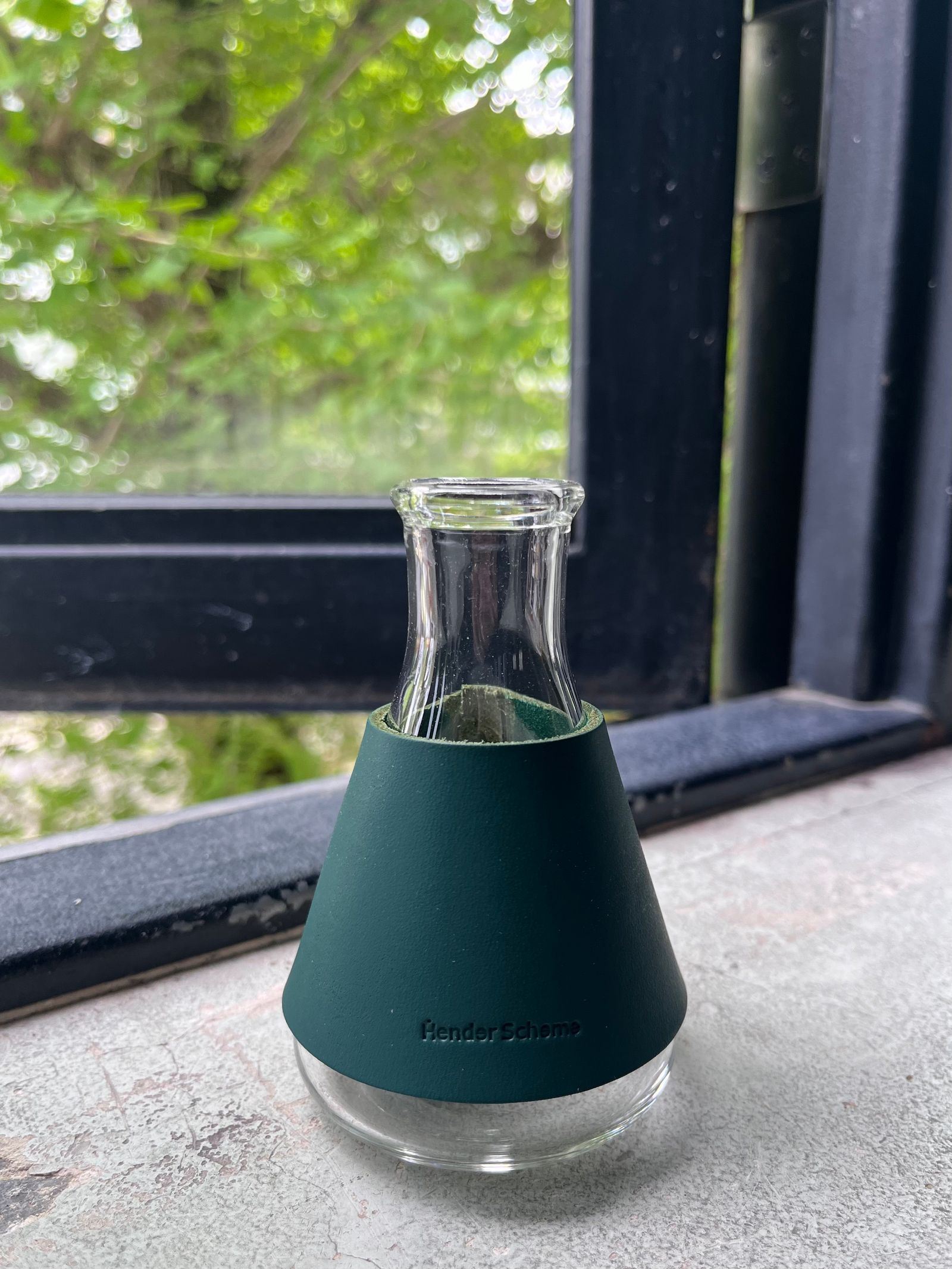 Hender Scheme - エンダースキーマ 花瓶 Conical Beaker/2000ml(sv-cb-2000) green | mark
