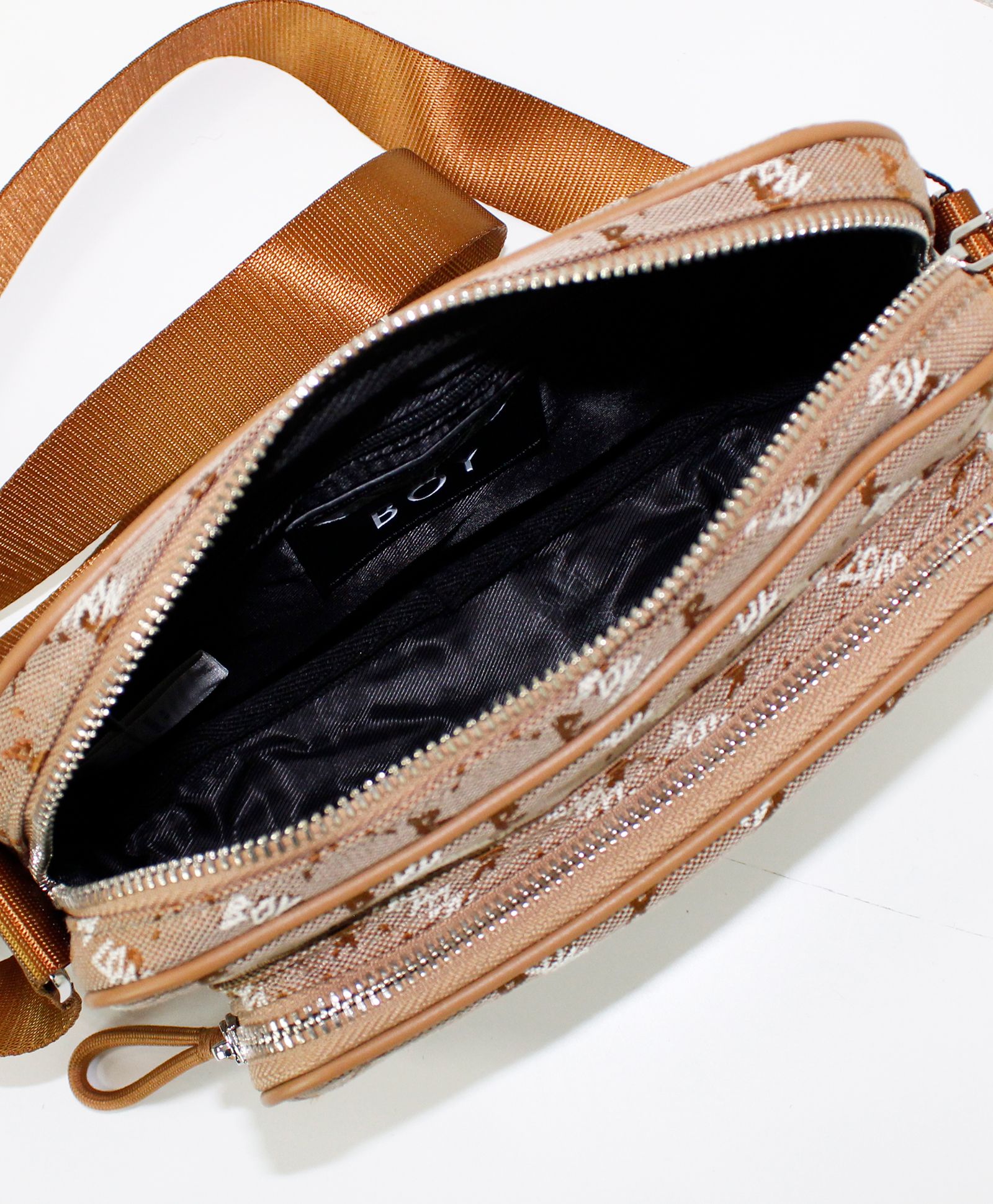 BOY LONDON - ジャガードスクエアショルダーバッグ / JACQUARD BOY LONDON - ジャガードスクエアショルダーバッグ / JACQUARD
