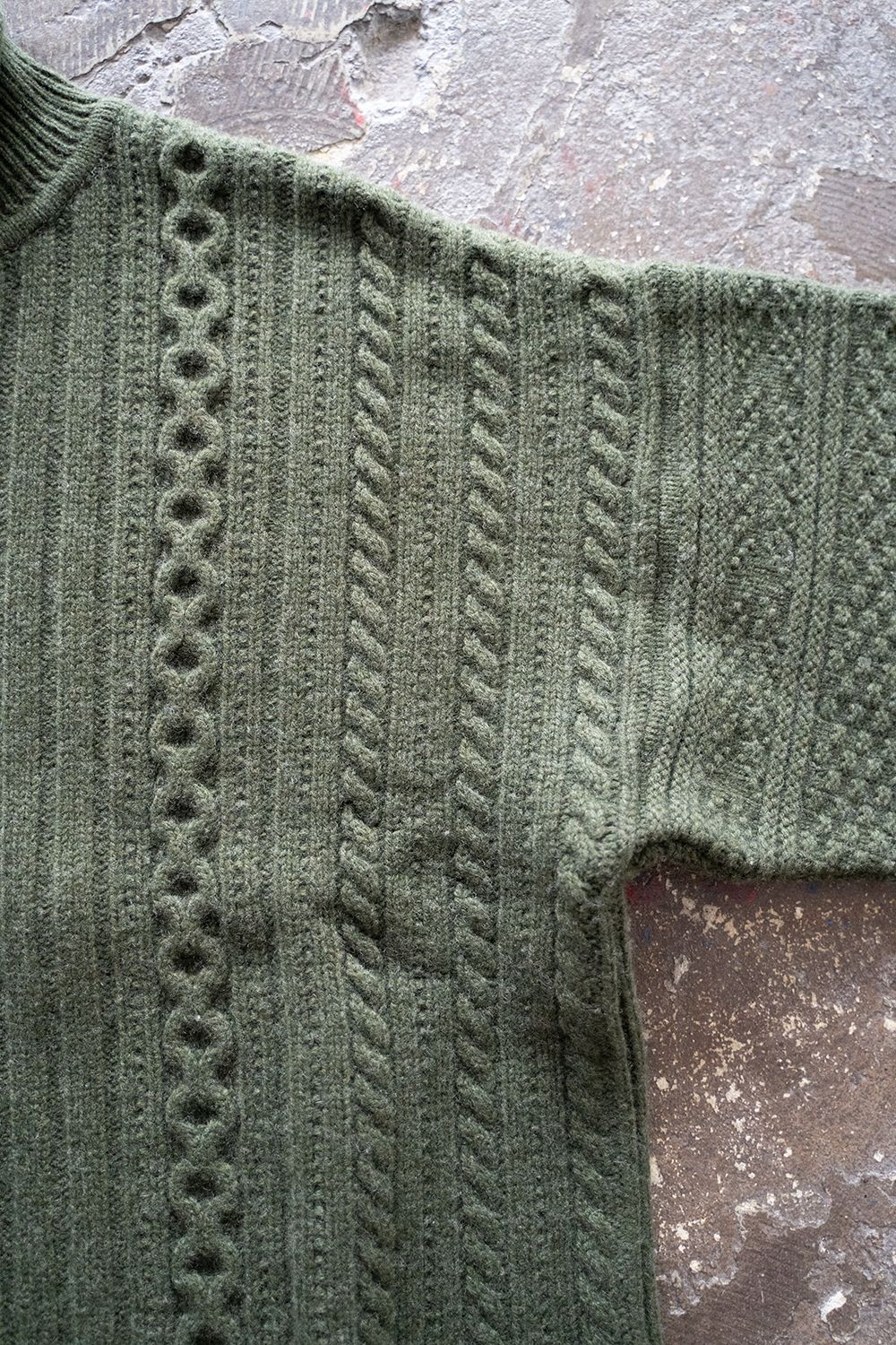YASHIKI - 【ラスト1点】【22AW】Shizuku Curl High Neck Knit YASHIKI - 【ラスト1点】【22AW】Shizuku Curl High Neck Knit