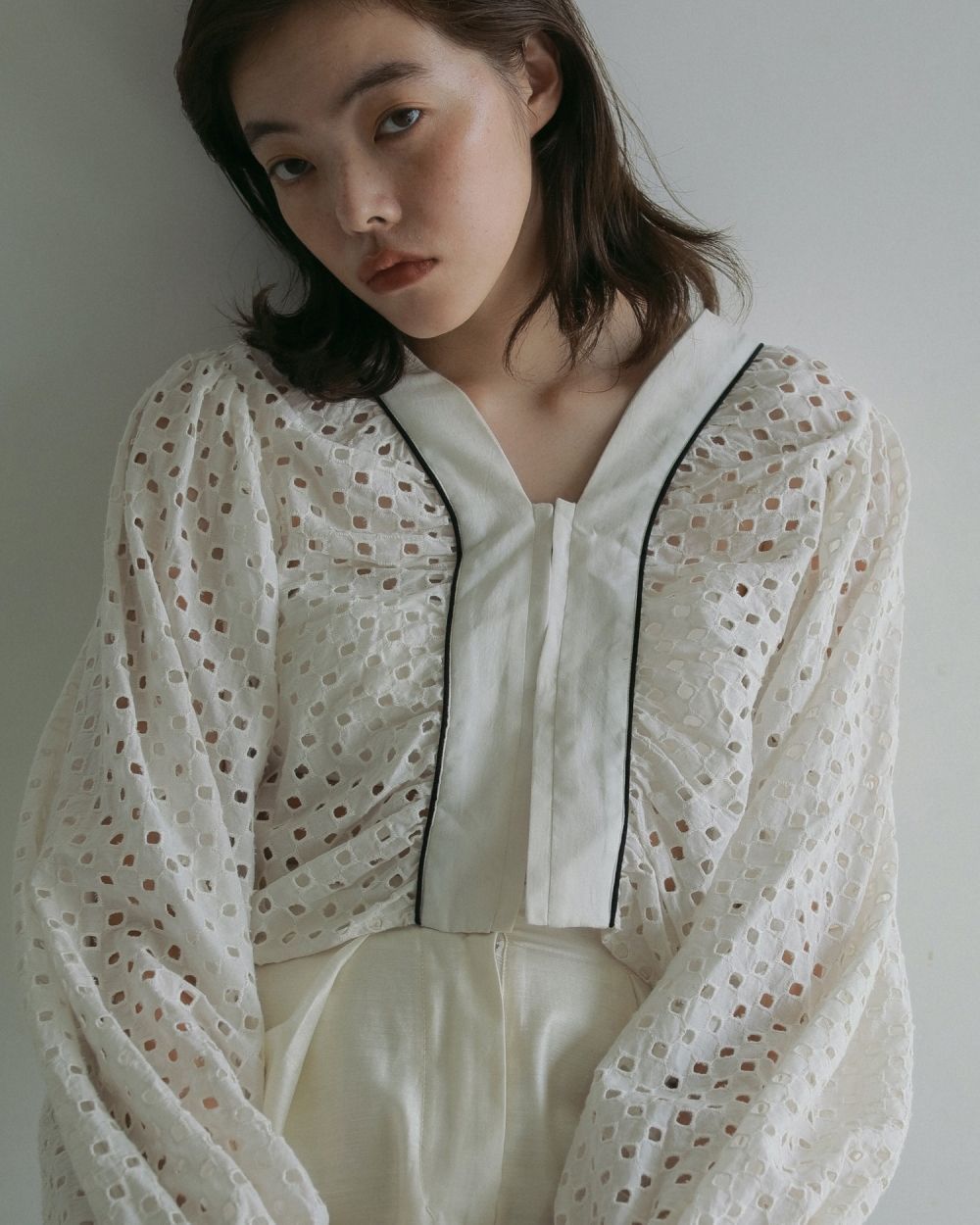 ànuke - Volume Cutwork Blouse / ボリューム カットワーク ànuke - Volume Cutwork Blouse / ボリューム カットワーク
