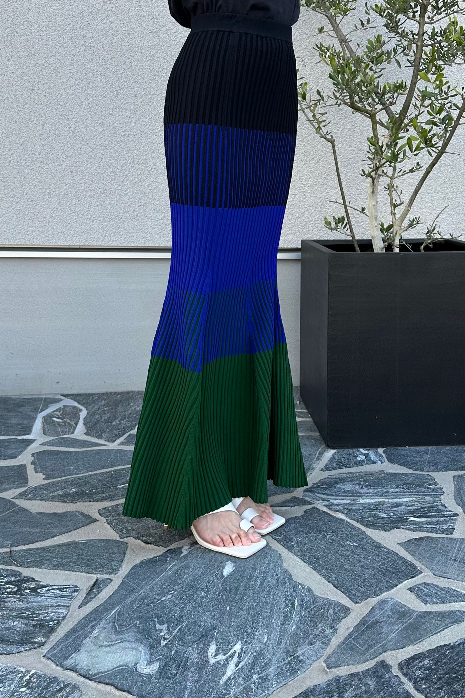 UN3D. - RANDOM STRIPE KT SK / ランダム ストライプ ニットスカート (ターコイズ) / マーメイドスカート | Sir online store / サー ...