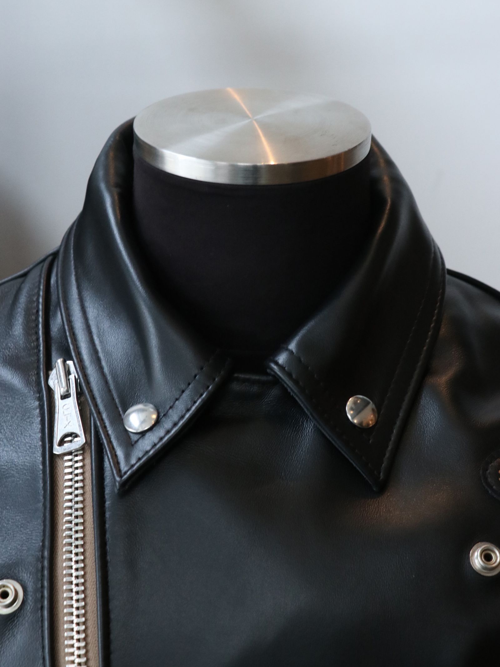 Lewis Leathers - #402T LIGHTNING TIGHT FIT | SKANDA Lewis Leathers - #402T LIGHTNING TIGHT FIT | SKANDA