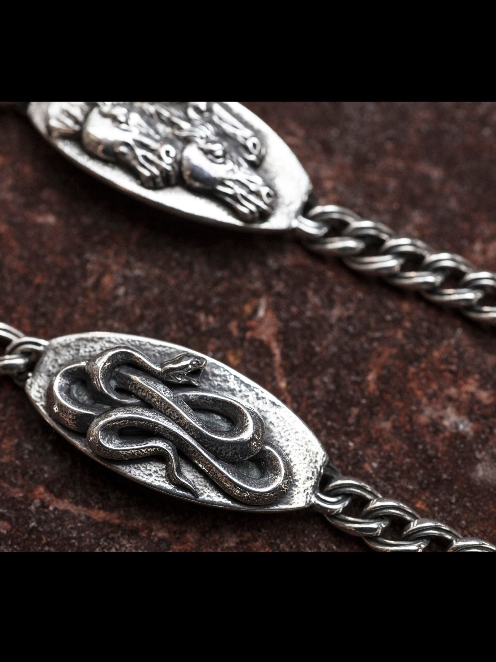 PEANUTS & CO. - HORSE PLATE BRACELET (SILVER925) | SKANDA PEANUTS & CO. - HORSE PLATE BRACELET (SILVER925) | SKANDA