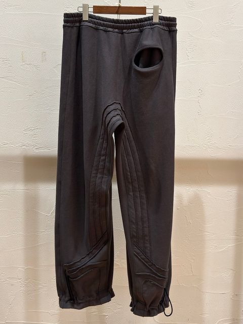 JIAN YE - ジェンイェ | STORY 公式通販 - オンラインストア